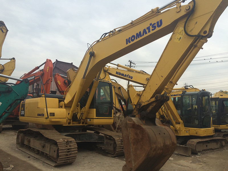 95% UC Used Komatsu Pc200 Excavator 20 Ton Weight With 5 Years Warranty