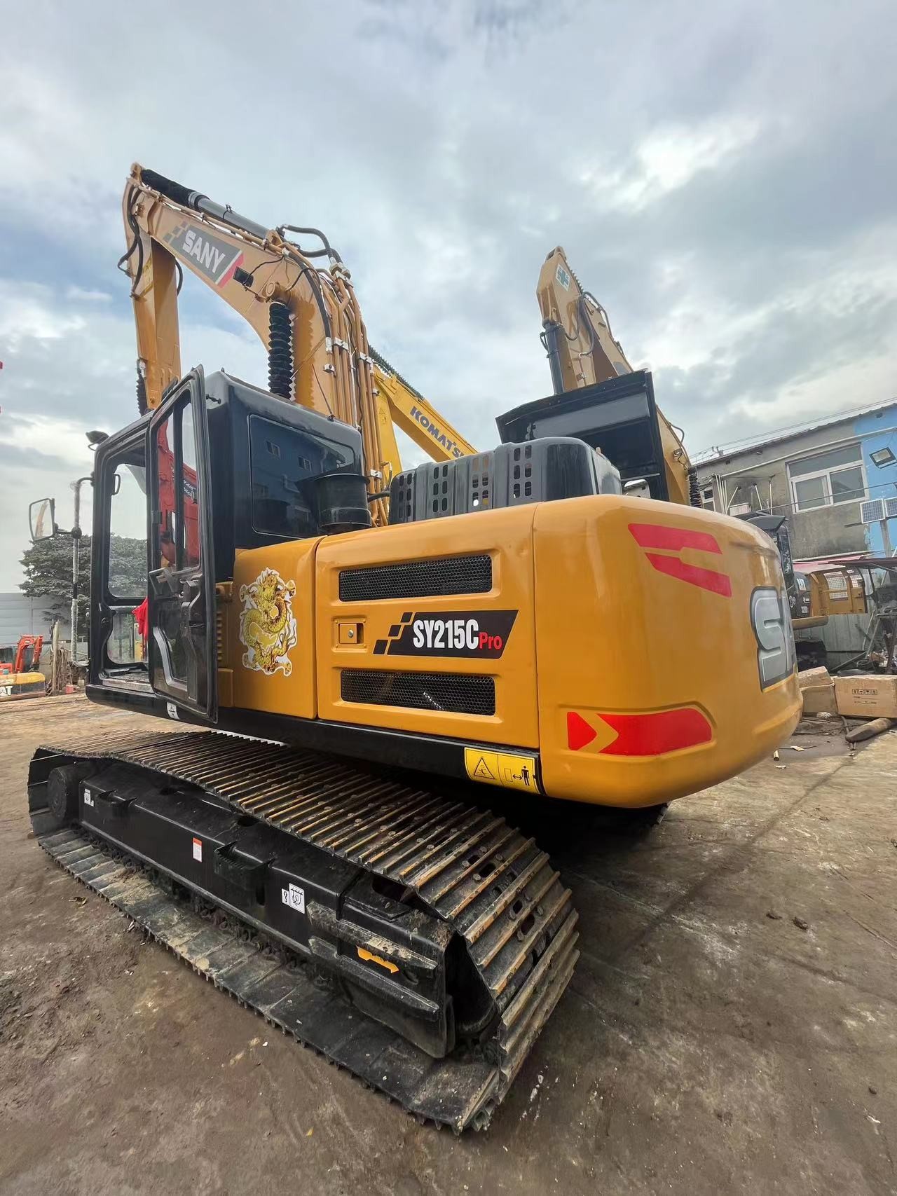 21 Ton Used Sany SY215C Hydraulic Excavator With 1.1 m3 Bucket Capacity